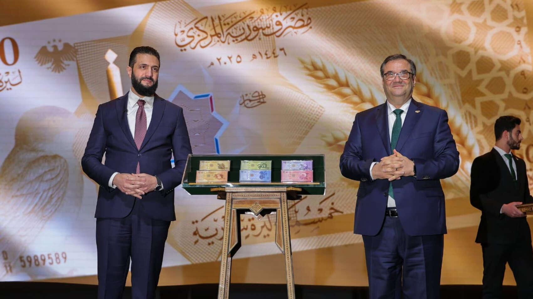 Siria estrena nueva moneda y borra el legado de Asad: en camino a la ...