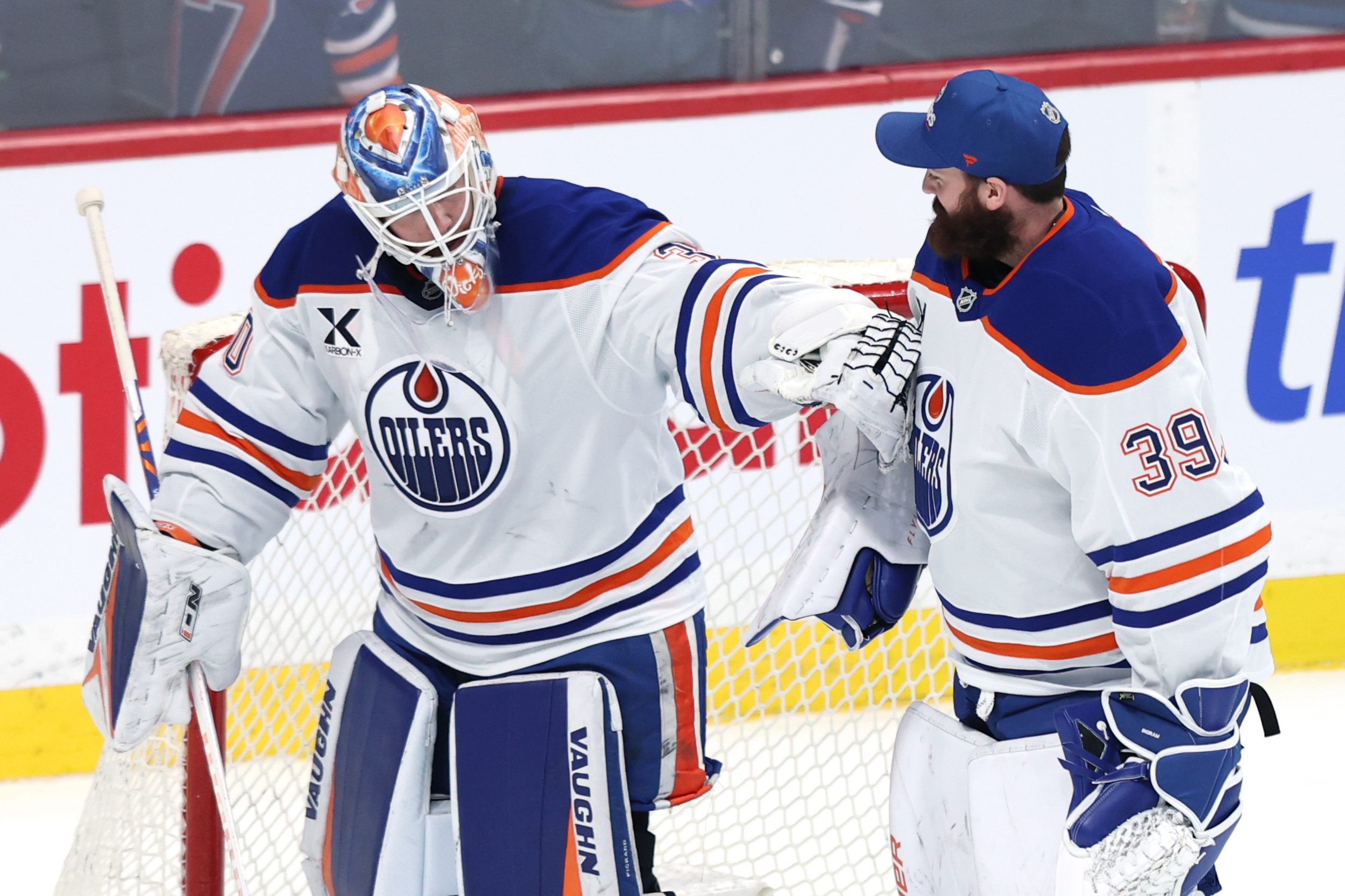 Win over Jets has Oilers atop Pacific Division standings