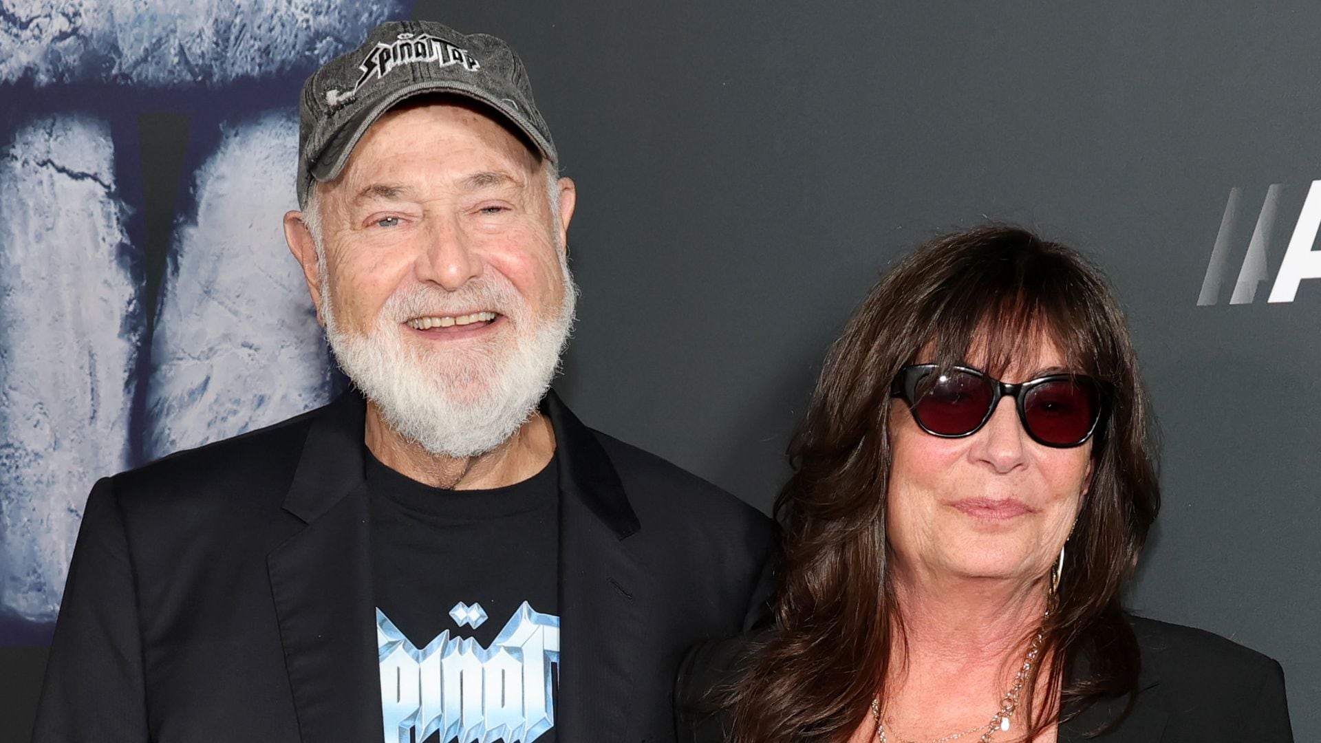 Rob and Michele Reiner’s friend receives handwritten Christmas card ...