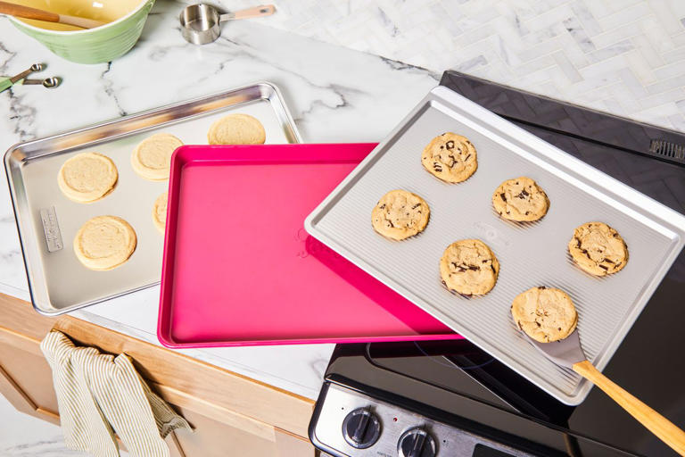 How to clean dirty baking sheets so they look brand new