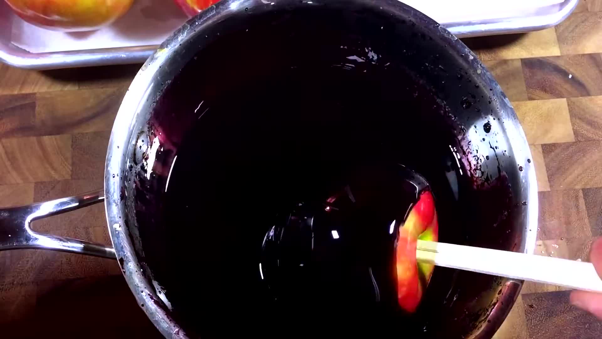 How to make "poison" apples from Snow White