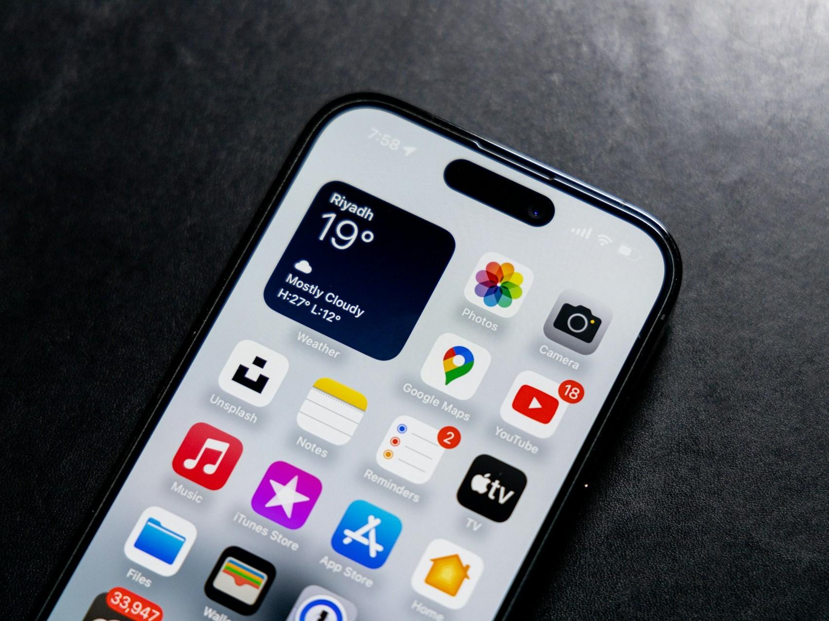 iPhone 18 Pro: Face ID bajo la pantalla y Dynamic Island más pequeña