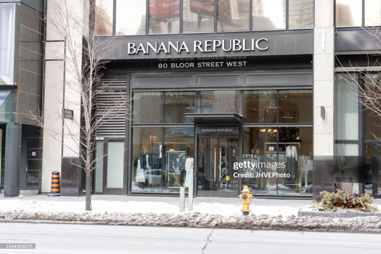 Banana Republic has a 'very soft' ribbed turtleneck on sale for $29 ...