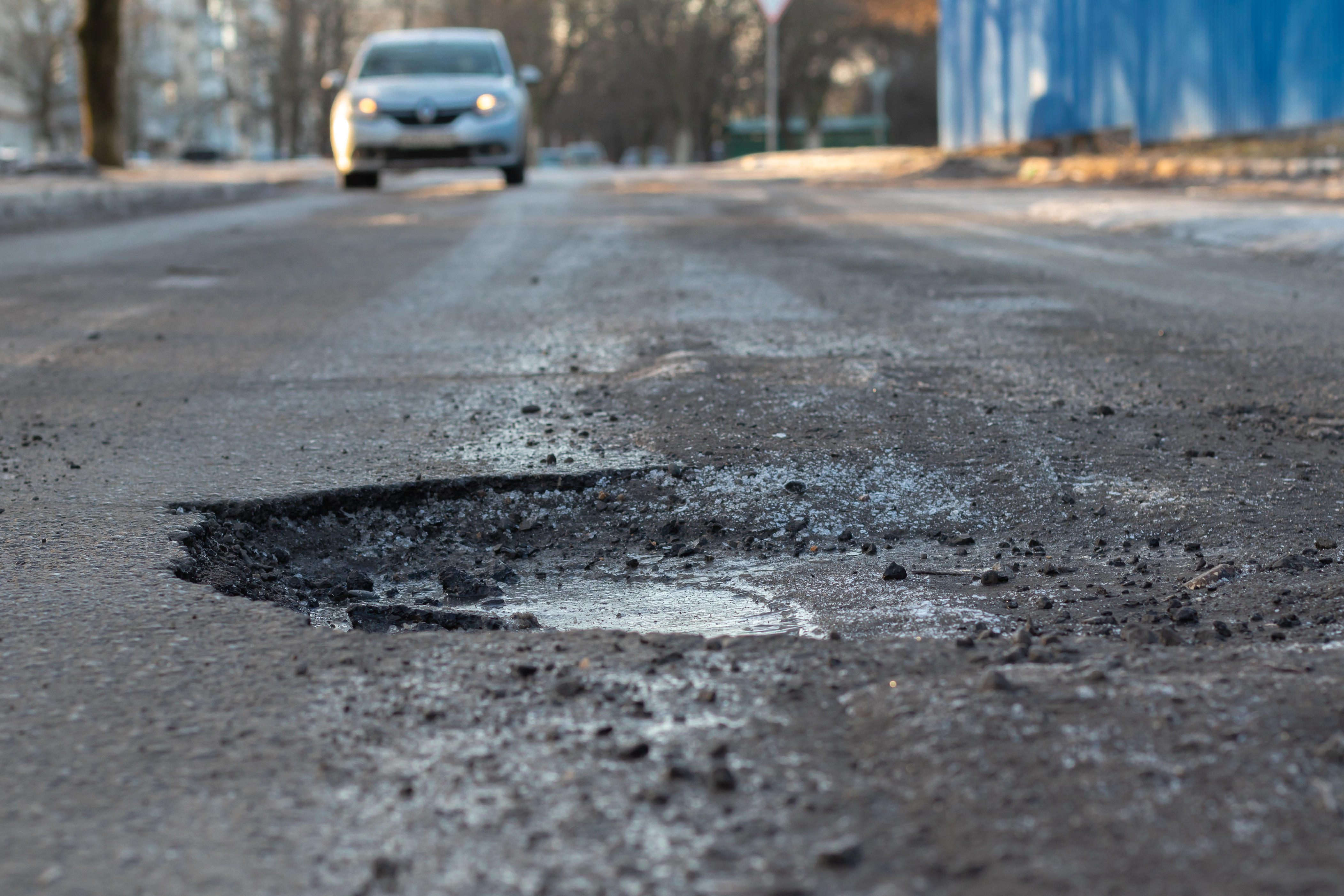 LA doesn’t have a pothole repair budget for 2026: Report
