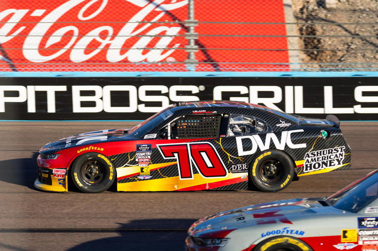 Hettinger Racing to run full 2026 NASCAR O'Reilly season with Ford