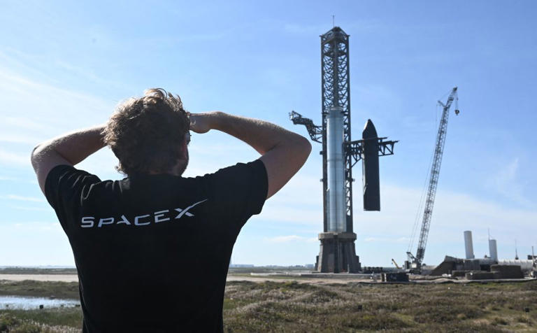 SpaceX explosion triggers emergencies
