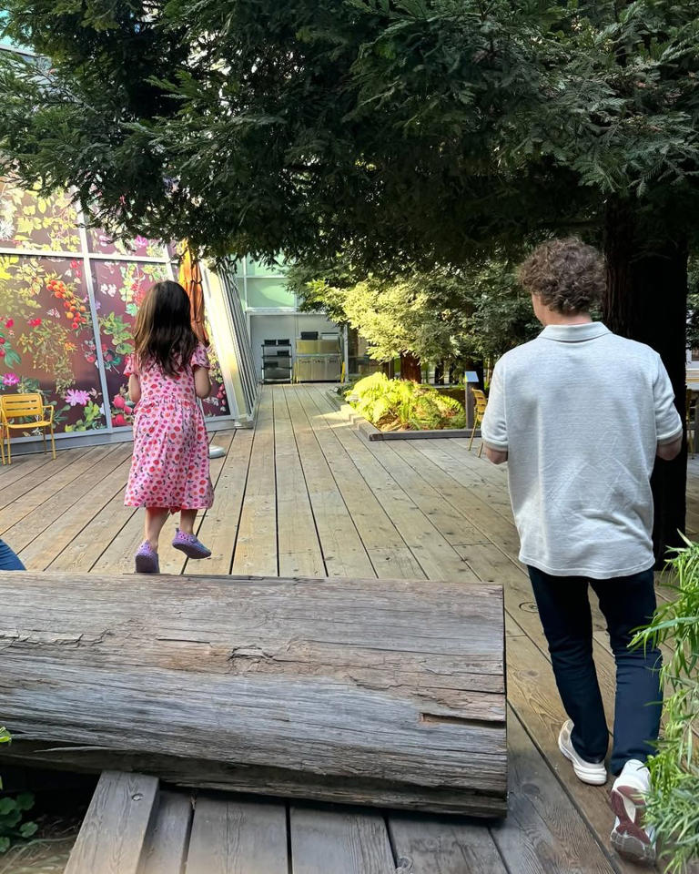 Mark Zuckerberg shares rare look into his billionaire life: beer pong ...