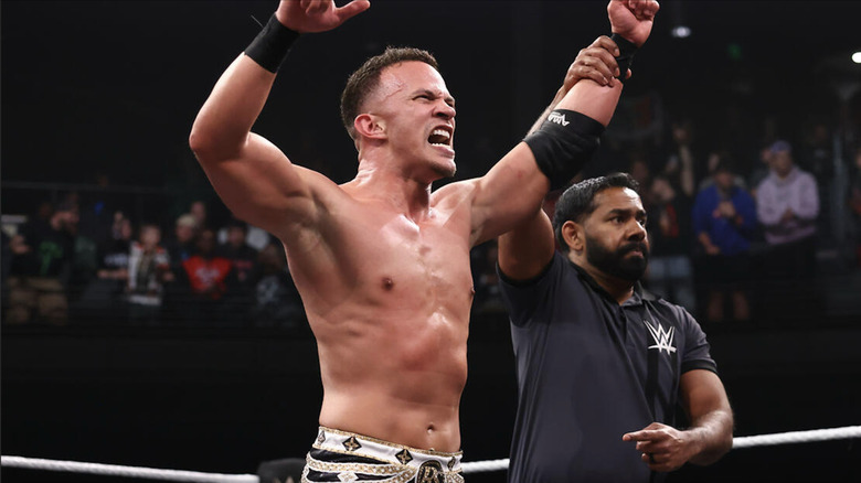 WWE NXT results 12/30 - Ricky Saints collides with Je'Von Evans, North ...