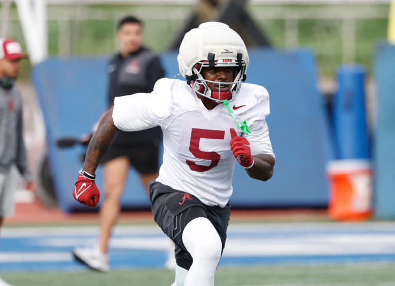 Photos: Alabama takes part in Rose Bowl media day, first practice in ...