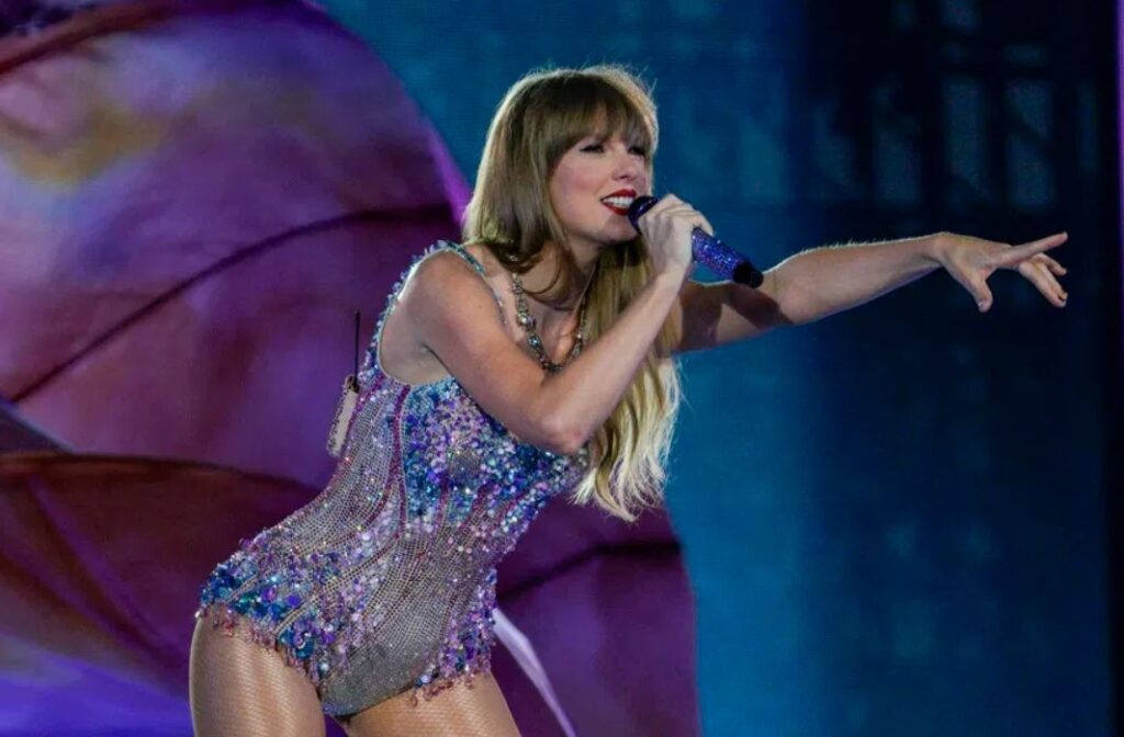 Taylor Swift sets a new sales record no other artist has ever touched