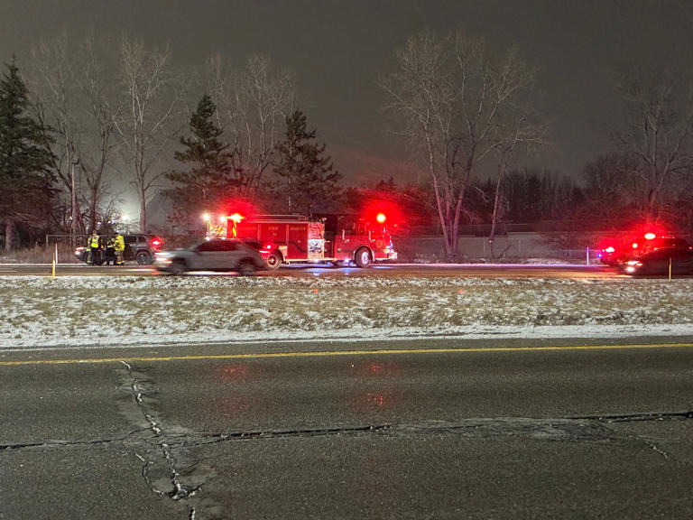 Rollover crash impacting highway off-ramp in south Lansing