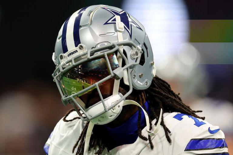 Chicago Bears face no-brainer decision after All-Pro CB hits waivers