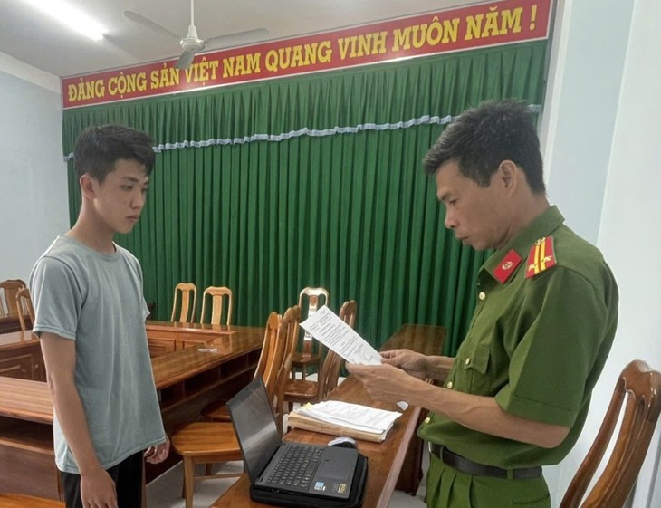 Bắt thanh niên bán vé số dạo xâm hại tình dục bé gái 14 tuổi