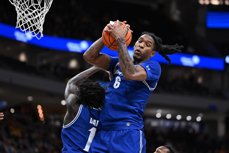 Seton Hall basketball stuns Marquette with defense-fueled rally