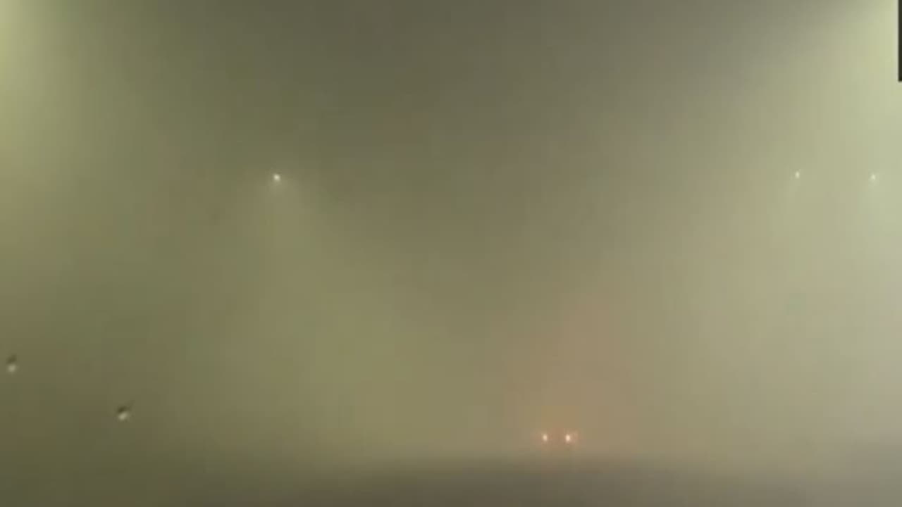 Delhi wakes up to dense fog, air quality plummets to 'severe' category