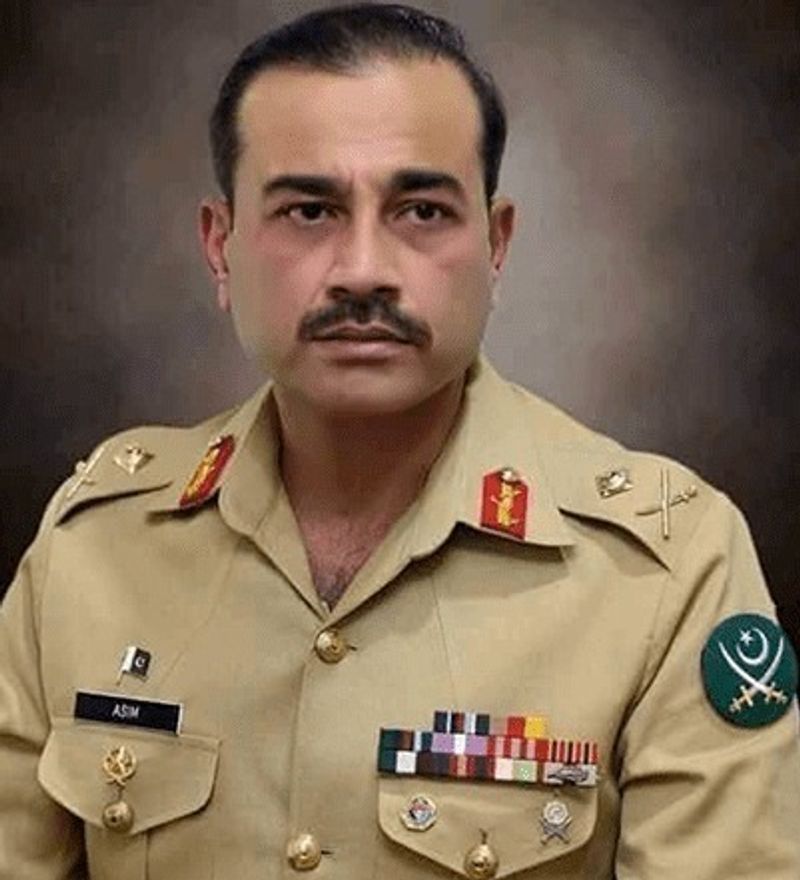 Pakistan army chief marries third daughter to brother’s son in discreet ...