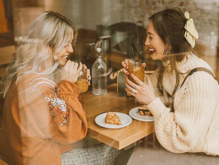 People pleaser alert: Τα 4 ζώδια που δεν λένε «όχι» σε τίποτα και σε ...