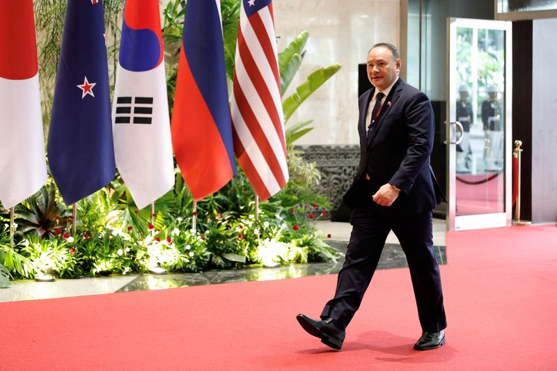 Philippines challenges Chinese vessel off northern province amid Taiwan ...