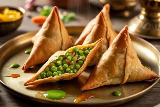 Start your new year 2026 morning with tasty green peas samosas