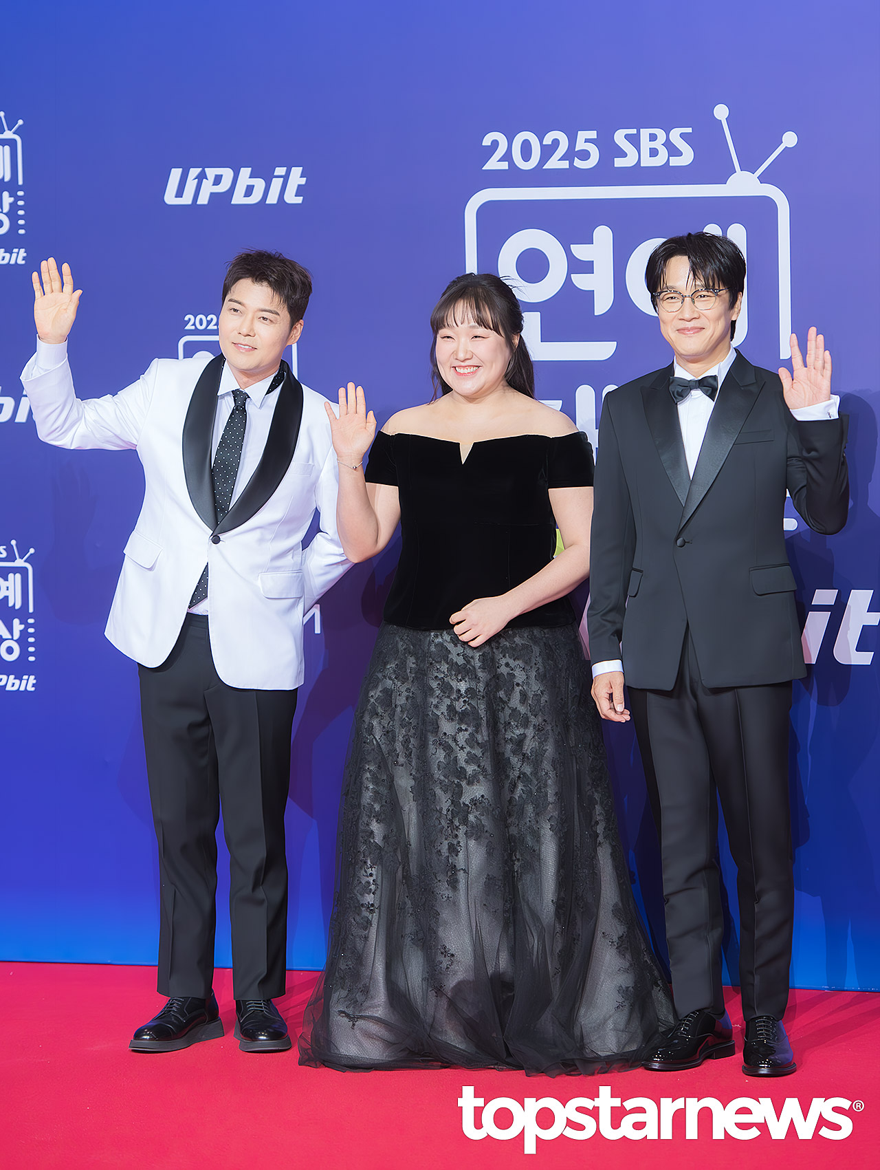 [HD포토] 전현무-이수지-차태현, '연예대상의 3MC' (2025 SBS 연예대상)