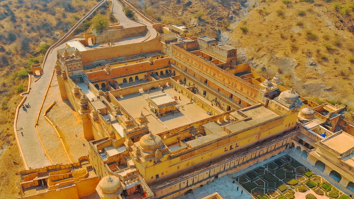 The beauty of Amer Fort’s ancient architecture