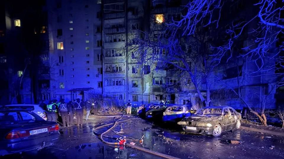 Large-scale Russian attack on Odesa: power and heat cut, apartment ...