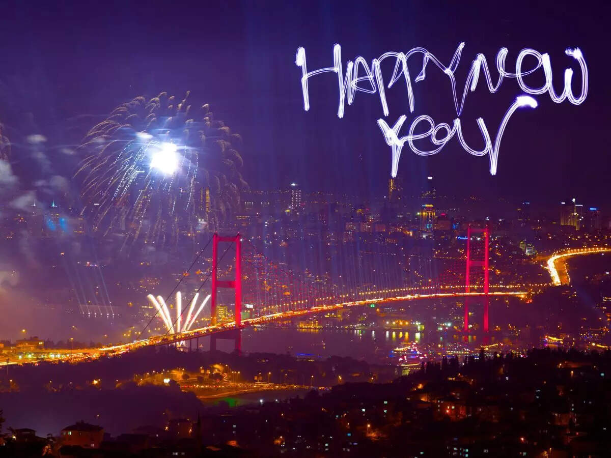 Mumbai New Year's Eve: Eateries, bars to stay open till 5 am