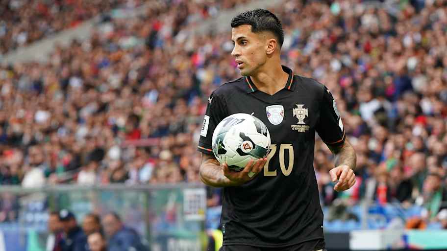 Occasione Joao Cancelo per l'Inter: rompe con Inzaghi, c'è l'ostacolo ...