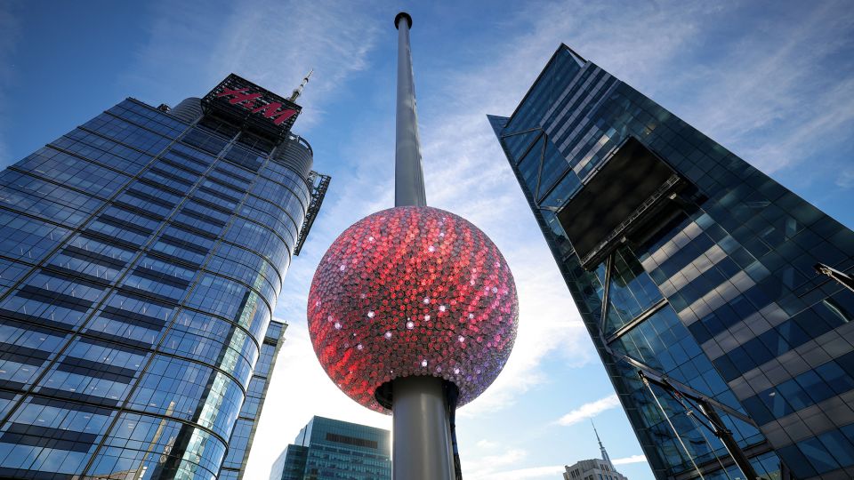 Times Square has a dazzling new ball for the New Year’s Eve drop — and ...