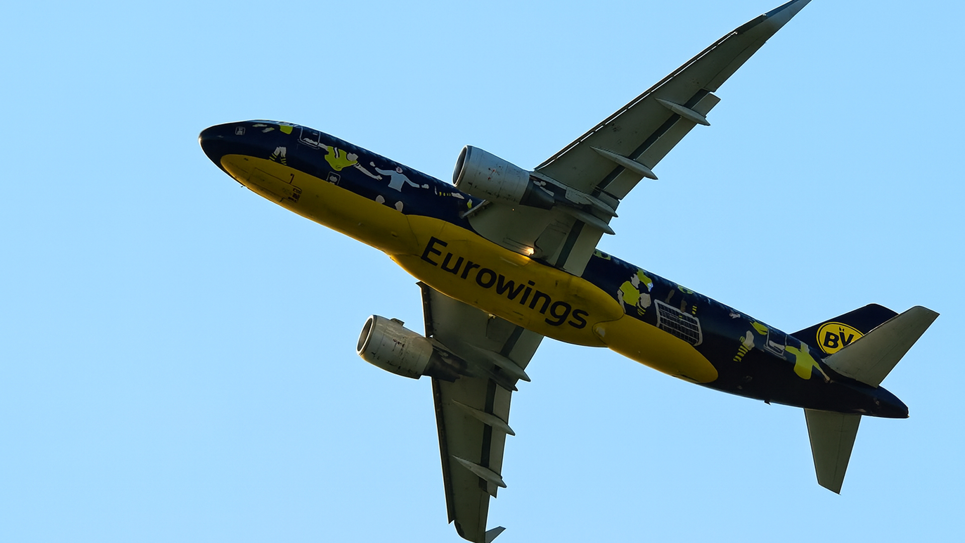 Plane with football design tries landing twice
