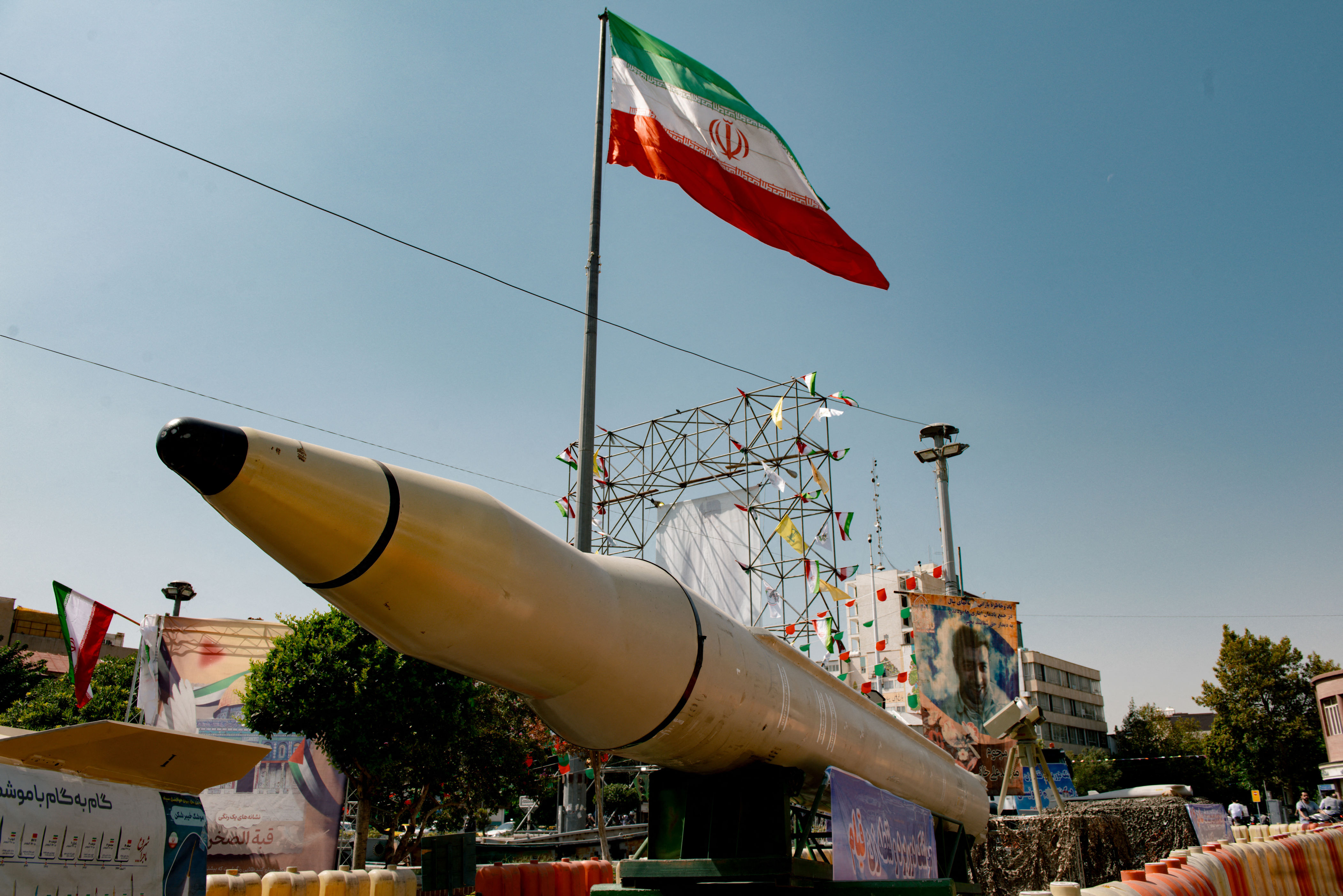 Iran building new type of missile warhead: report