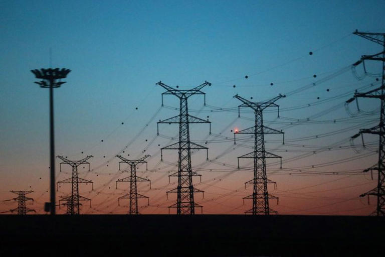 China issues guidance to boost grid investment, absorb more new energy ...