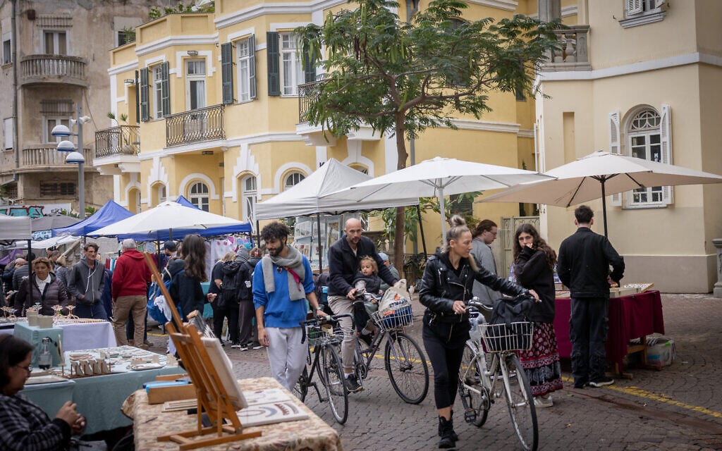 In first, Israeli population growth drops below 1 percent; life ...