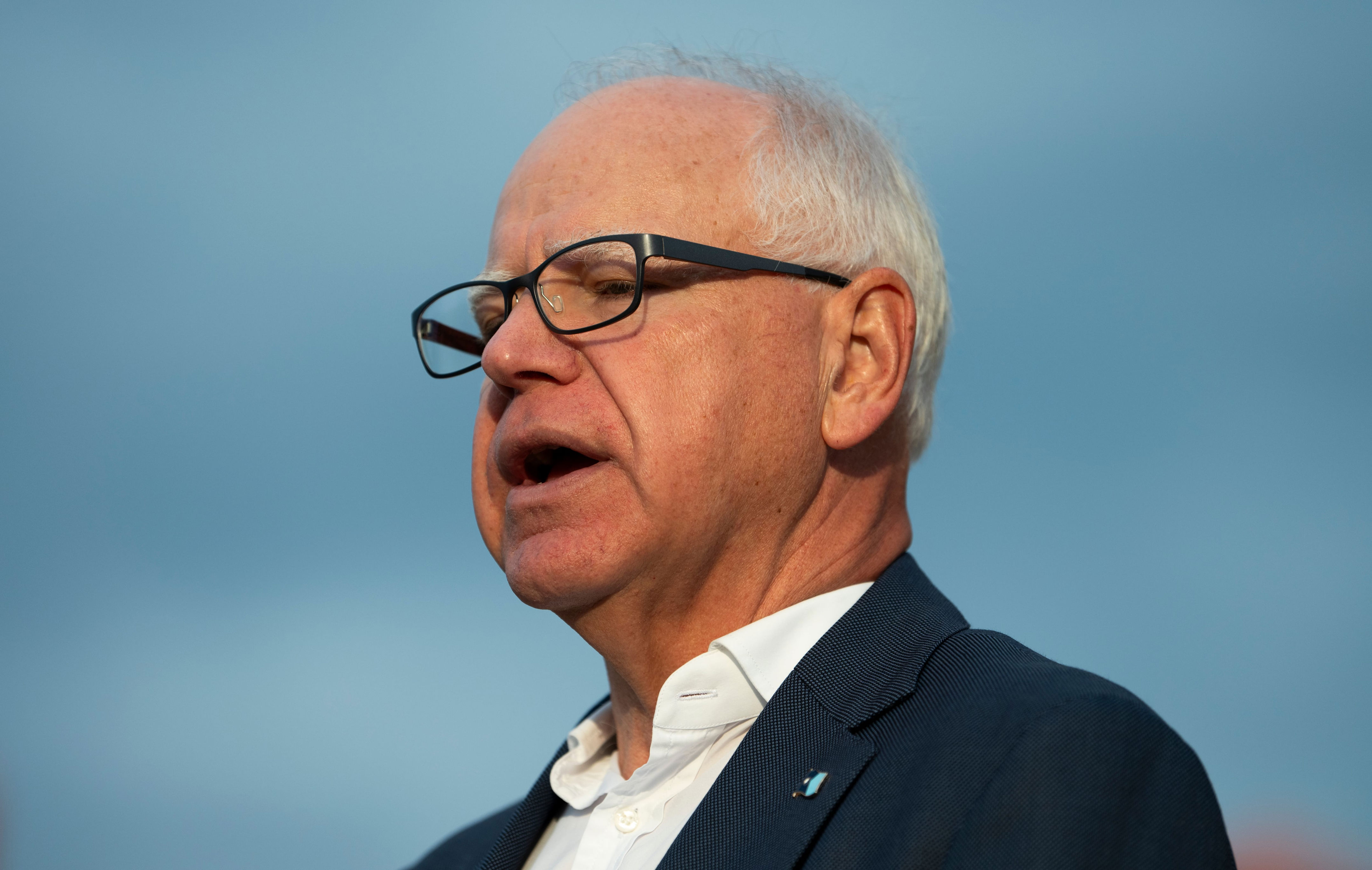 Trump uses vile slur in escalating war on Tim Walz
