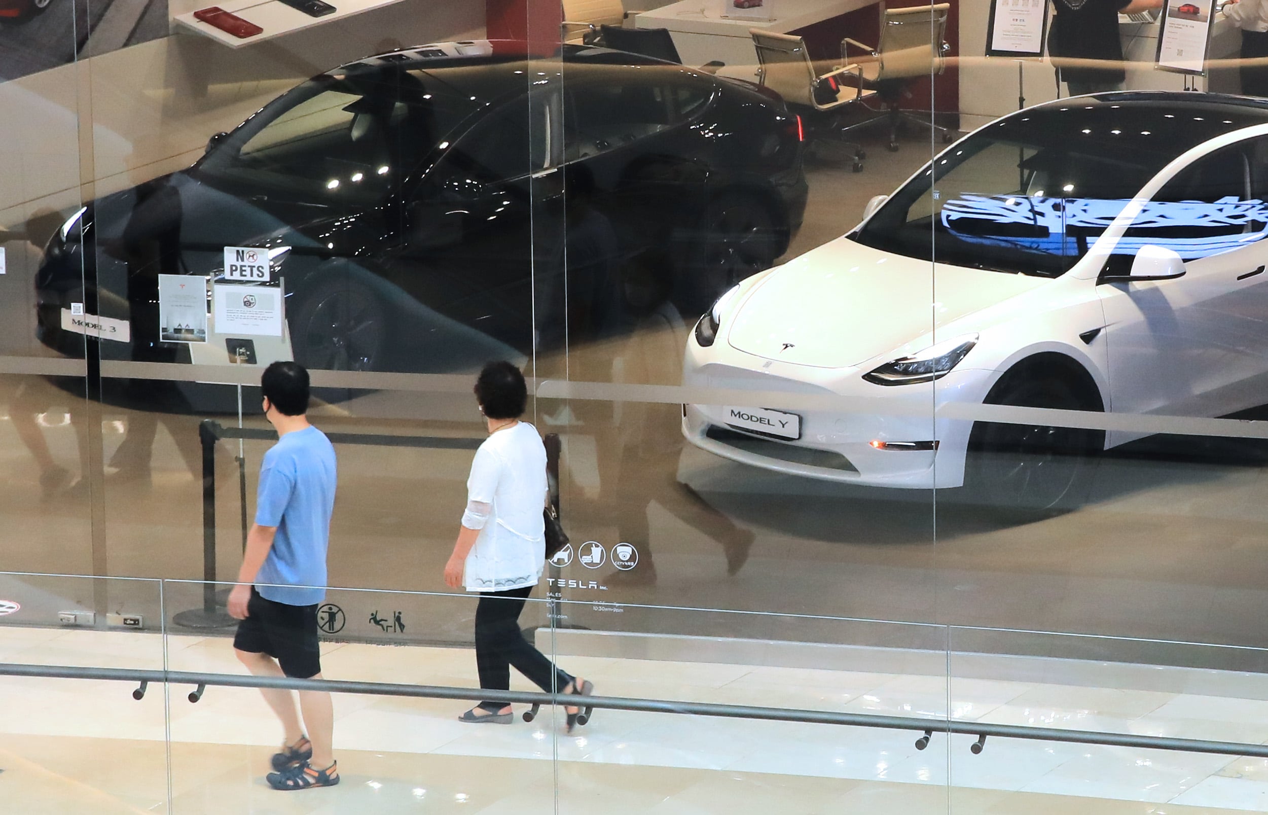Tesla slashes Model 3, Y prices in South Korea