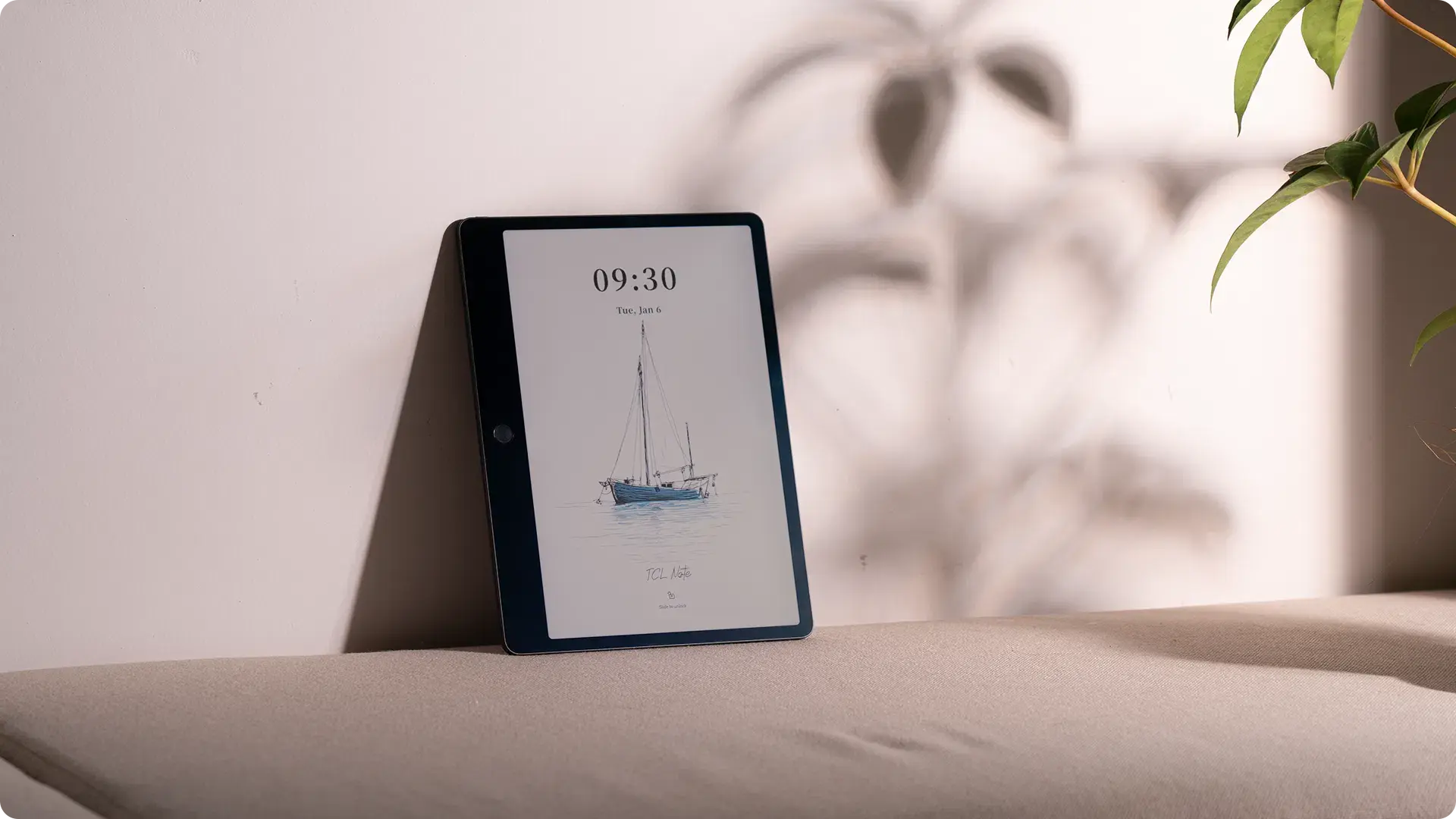 TCL is launching a digital notebook, and it's like a smoother Kindle ...