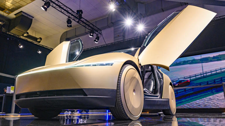 $2.9 billion Tesla battery supply contract loses 99% of value in revision