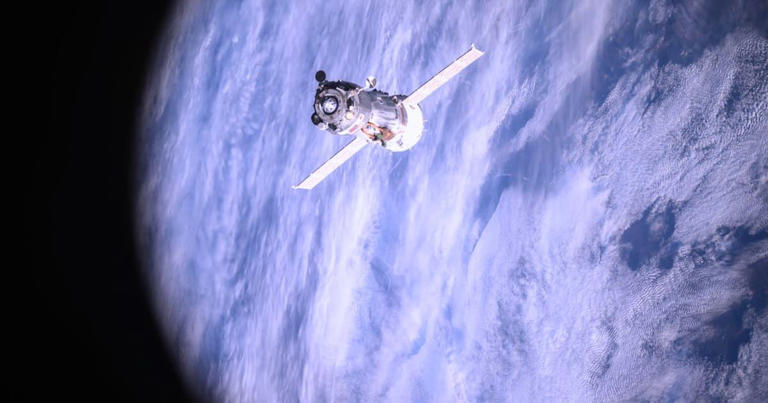 10 jaw-dropping images captured from the International Space Station in ...