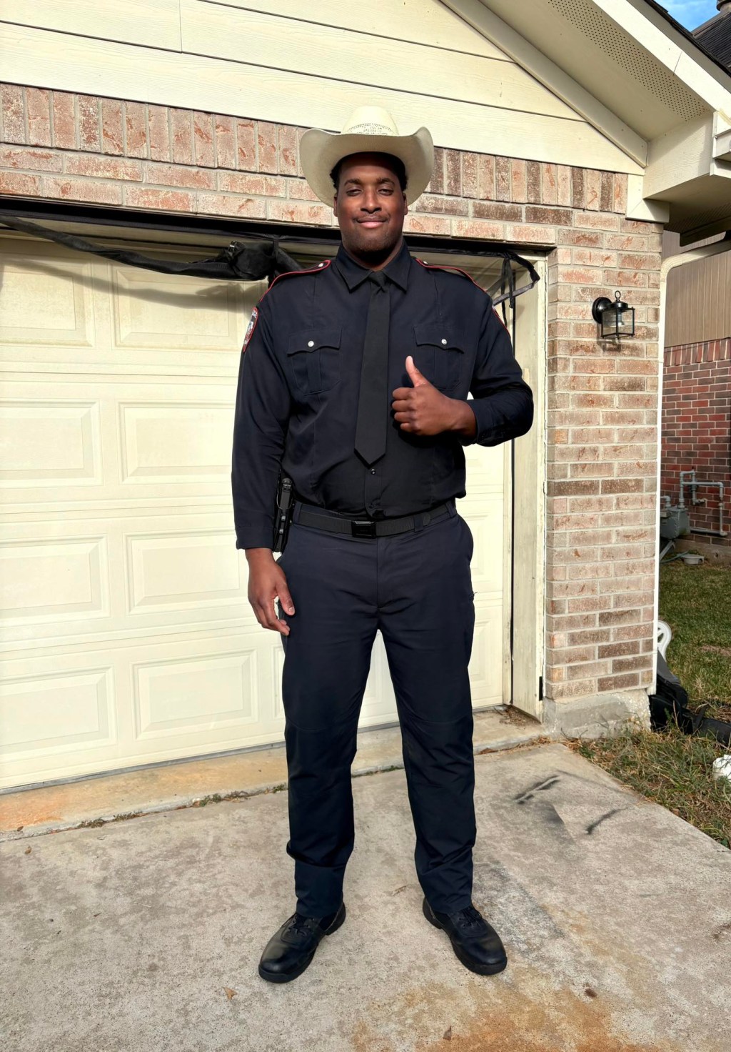 NBA icon Shaquille O’Neal assists 7-foot-3 police recruit who failed ...