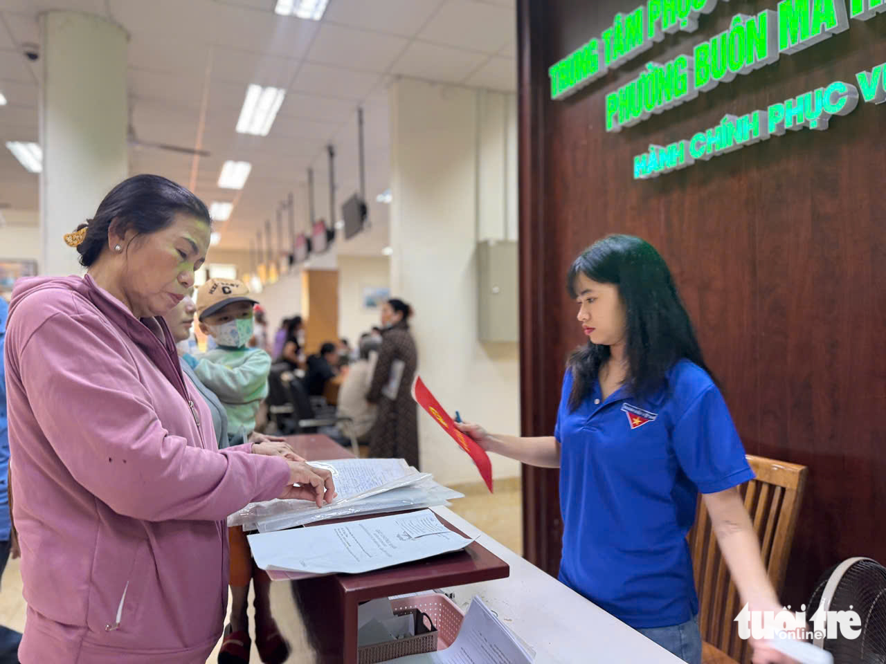 Trung tâm Phục vụ hành chính công cơ sở 2 Đắk Lắk kết thúc, dân phía ...