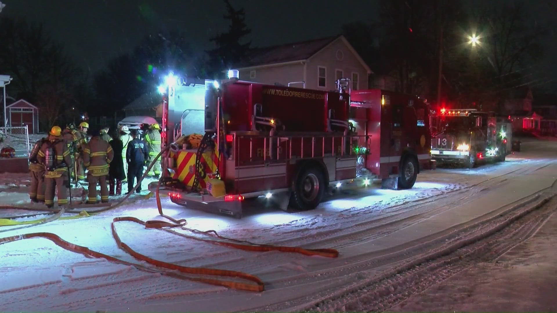 Family of 4 safe after firefighters help them escape from house fire