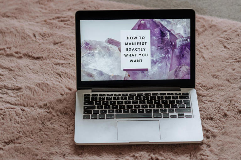 This is what colour underwear you should wear on New Year's Eve to ...