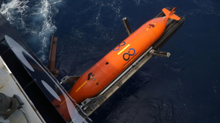 MH370: US deep-sea drones with 19,700-foot reach resume hunt for ...