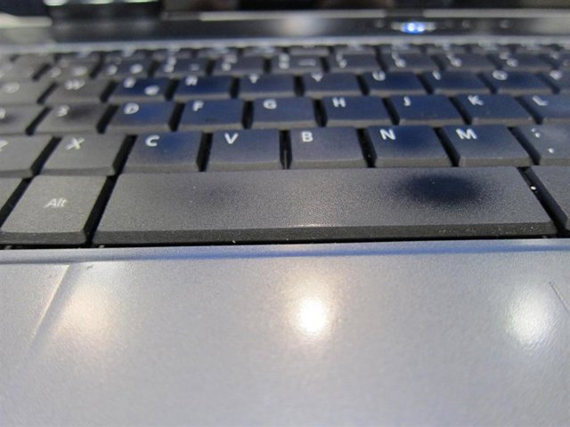 El 71,1% de los hogares dispone de ordenador y el cien por cien usan un ...