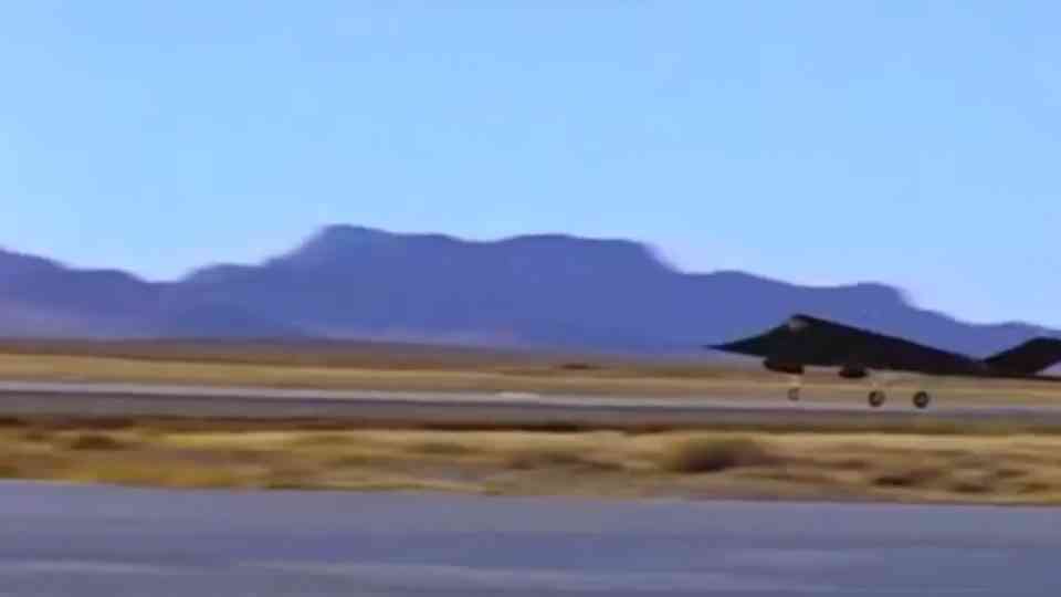 The insane engineering of the F-117 Nighthawk