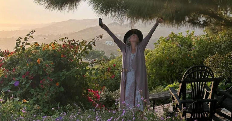 Ricki Lake overjoyed after stranger recovers lost family photos from ...