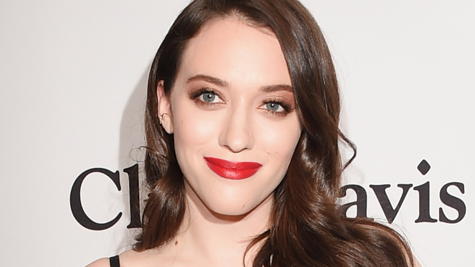 Kat Dennings' surprising transformation: Short hair makeover