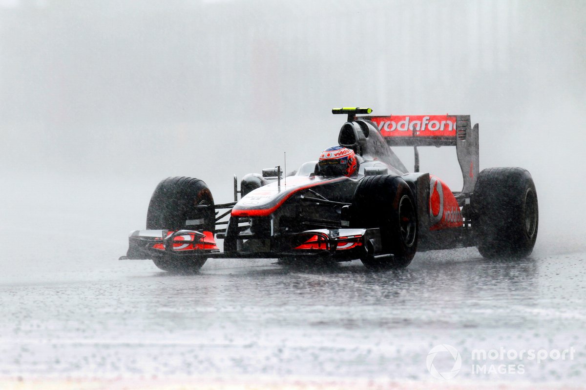 F1 75 rain masters - The best wet weather drives in F1 history!