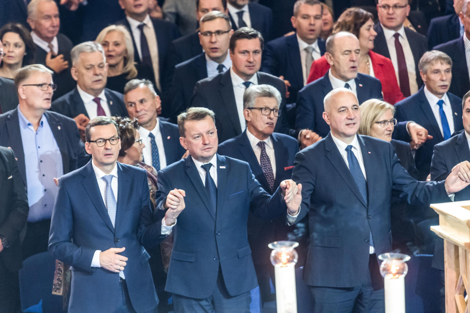 Czy PiS się rozpadnie? Sondaż pokazuje, co myślą Polacy, a w partii ...
