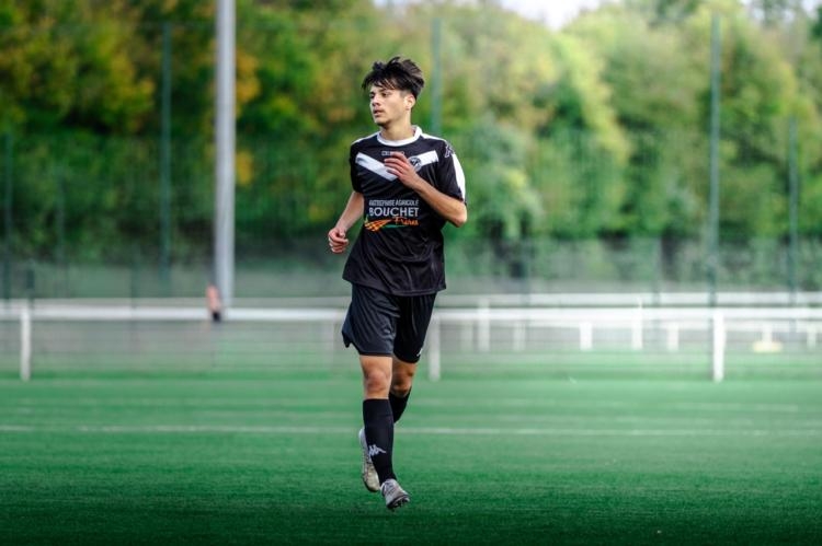 Les obsèques de Gabin Fresnais, joueur au club de foot des Voltigeurs ...
